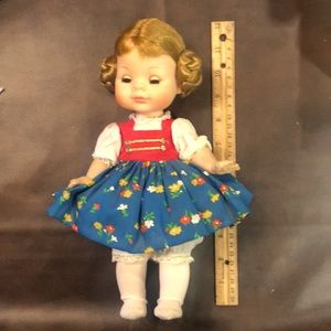 Madame Alexander | Other | 202 Madame Alexander Beary Best Friends Doll ...